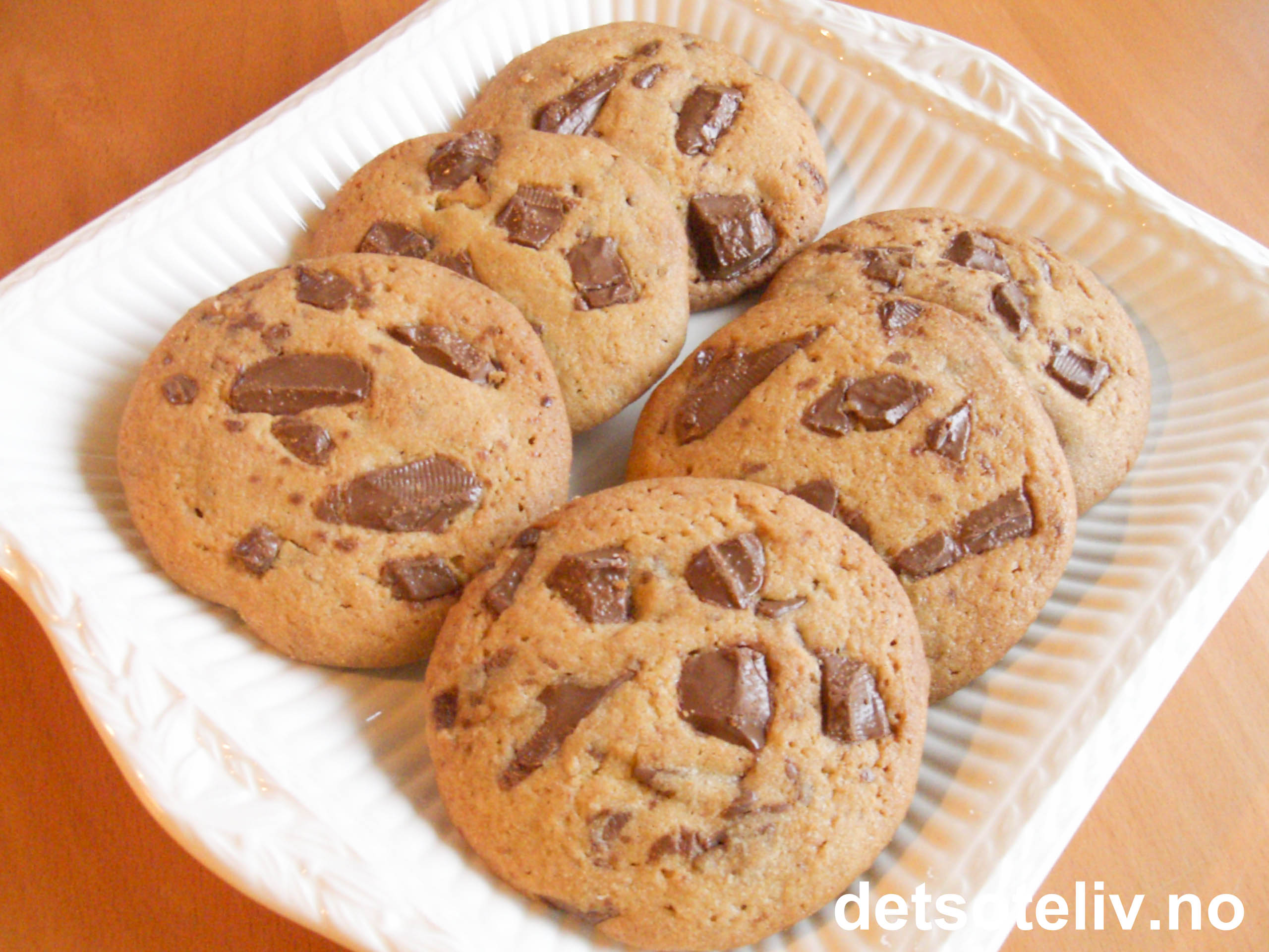 Cookies med melkesjokolade | Det søte liv