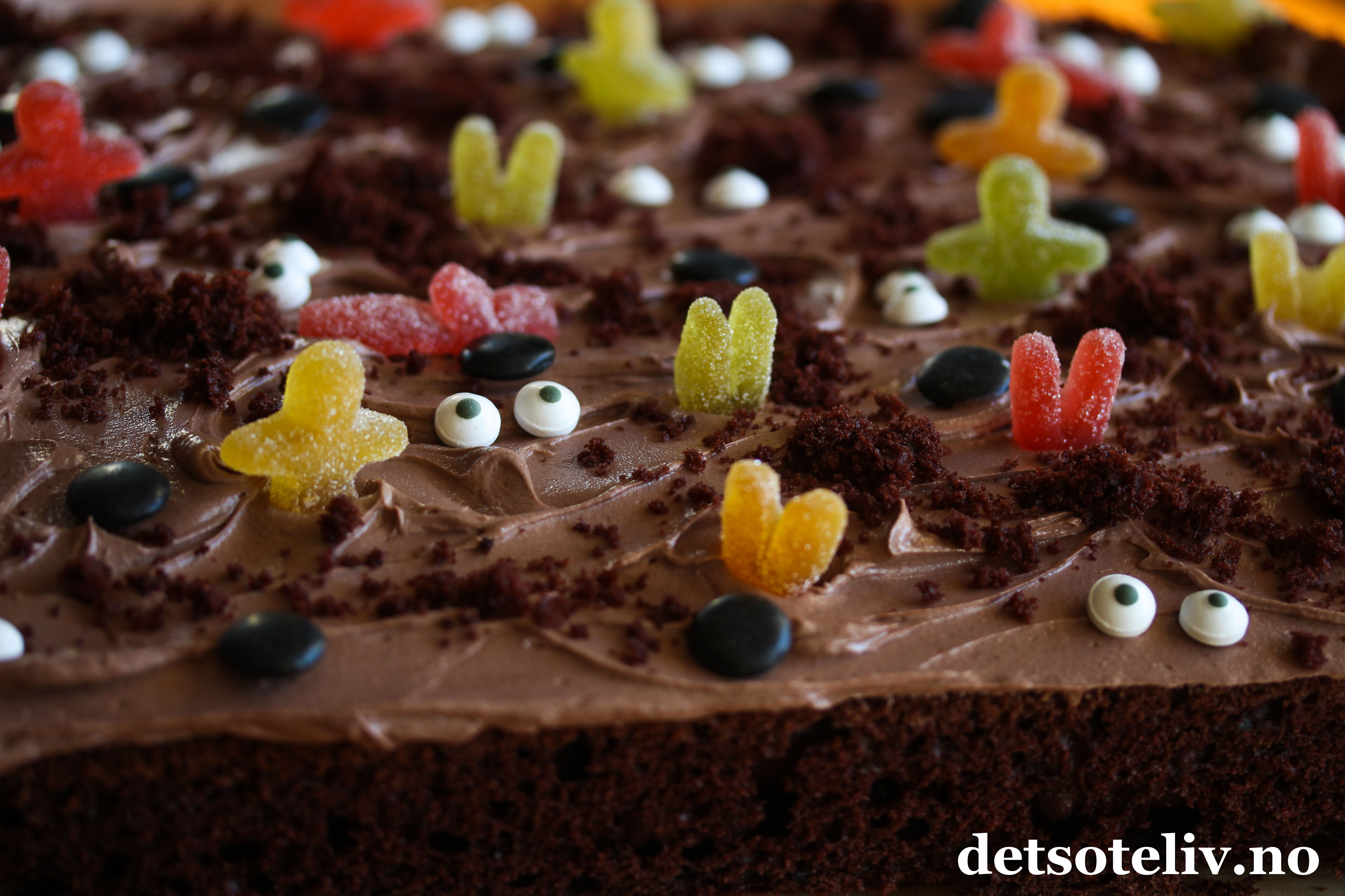 Sjokoladekake i langpanne til Halloween | Det søte liv