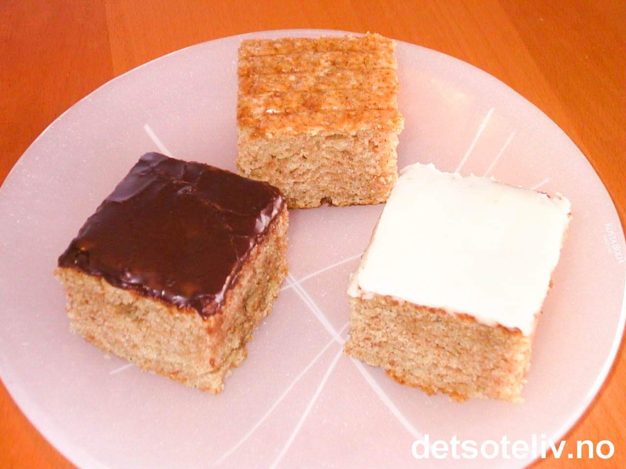 Surmelkskake | Det søte liv